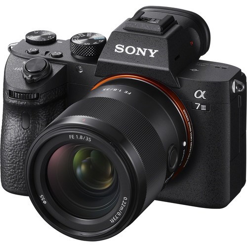 Sony 35mm F1.8 E-Mount Full Frame Lens | Diamonds Camera